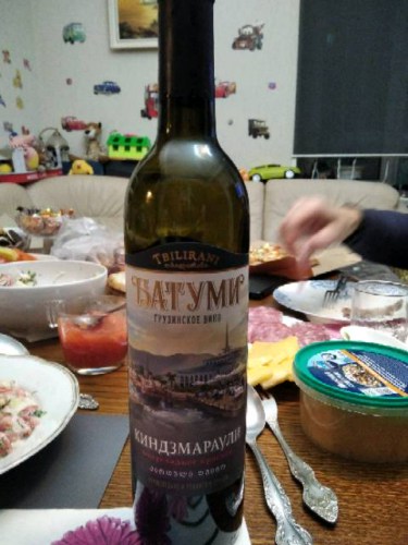 Akauri (აკაური) Батуми Киндзмараули (Batumi Kindzmarauli) | Vivino English