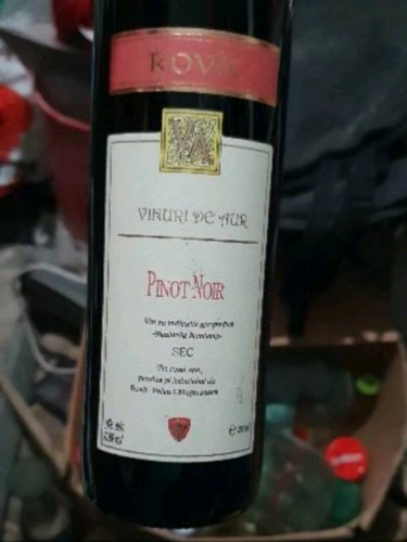 Rovit Vinuri de Aur Pinot Noir Sec | Vivino US