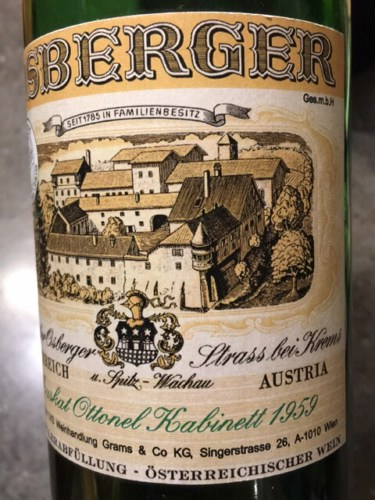 Helmet Osberger Muskatt Ottonel Kabinett | Vivino Australia