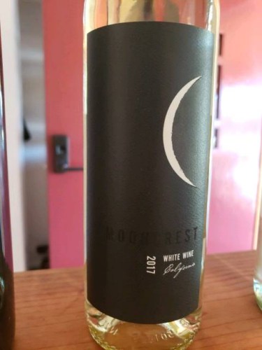 Mooncrest White | Vivino Australia