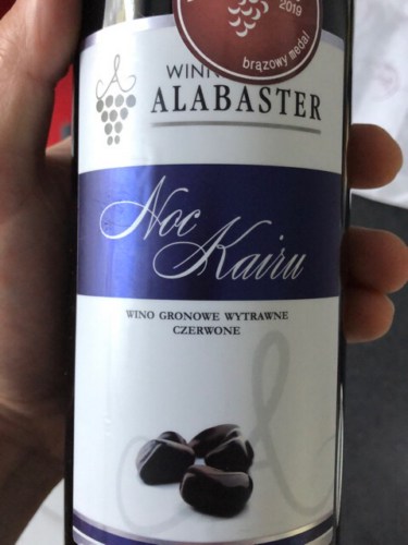 Alabaster Noc Kairu | Vivino English
