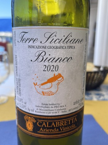 2020 Calabretta Terre Siciliane Bianco | Vivino US