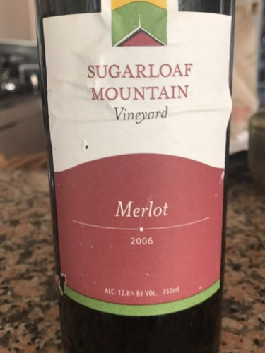 Sugarloaf Mountain Vineyard Merlot | Vivino US