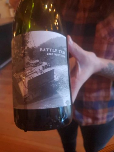 Dauntless Battle Taxi Pinot Noir | Vivino US