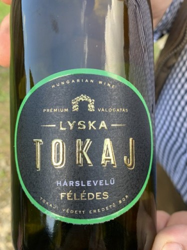 Lyska Prémium Tokaji Hárslevelű Félédes | Vivino US