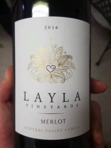 Layla Vineyards Merlot | Vivino English