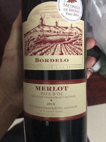 Vignerons Proprietes Associes Bordelo Merlot | Vivino US