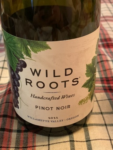 Wild Roots Pinot Noir | Vivino English