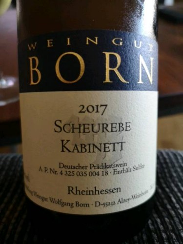 Weingut Wolfgang Born Scheurebe Kabinett | Vivino US