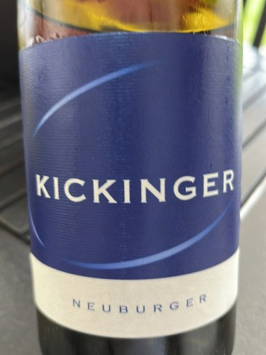 Kickinger Neuburger | Vivino US