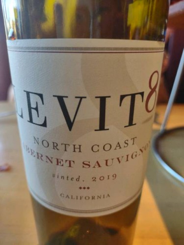Levit8 Cabernet Sauvignon | Vivino English
