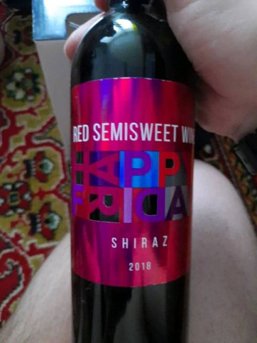 Minsk Sparkling Wines Factory Happy Friday Shiraz Red Semisweet | Vivino