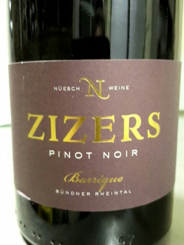 Zizers Pinot Noir Barrique | Vivino Brasil