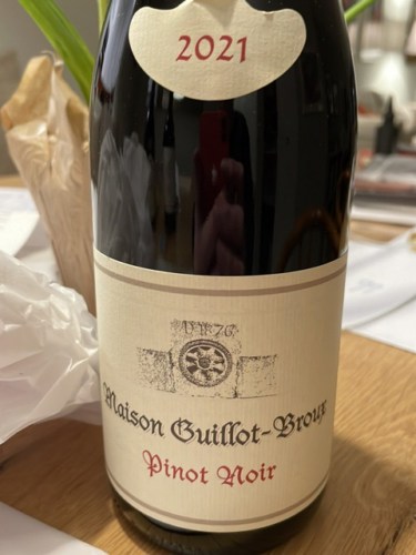 Maison Guillot-Broux Pinot Noir | Vivino English
