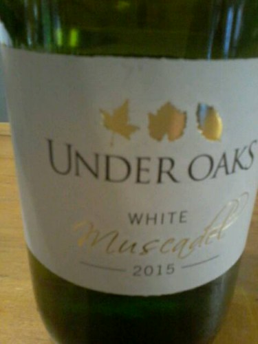 Under Oaks Estate White Muscadel | Vivino US