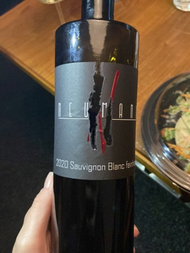 Paul Neumann Sauvignon Blanc Feinherb | Vivino US