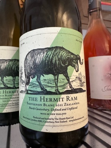 The Hermit Ram Zealandia Sauvignon Blanc | Vivino US