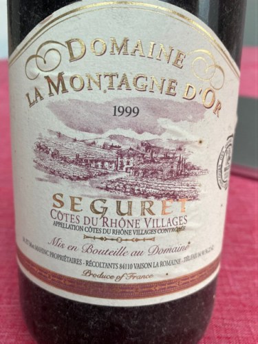 Montagne D Or Côtes-du-Rhône-Villages 'Seguret' | Vivino English