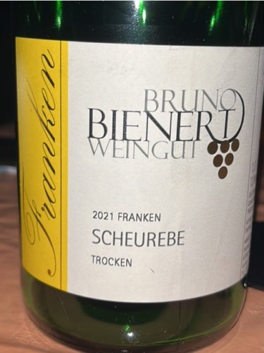 Weingut Bruno Bienert Scheurebe Trocken | Vivino US