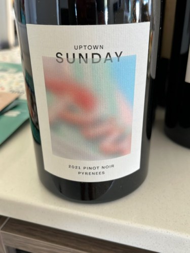 Leighton Joy Uptown Sunday Pinot Noir | Vivino English