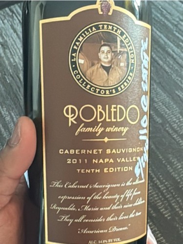 Robledo Family Tenth Edition Cabernet Sauvignon | Vivino US