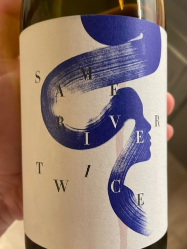 Heliocentric Wines Same River Twice Rouge | Vivino 日本