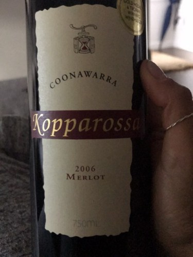 Hoggies Kopparossa Merlot | Vivino US