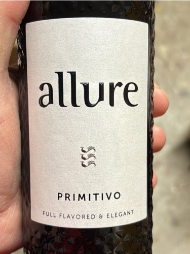Allure Primitivo | Vivino US
