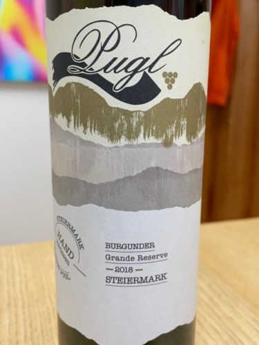 Pugl Grand Reserve Burgunder | Vivino US