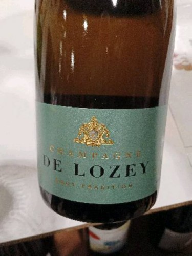 De Lozey Brut Tradition Champagne | Vivino Français