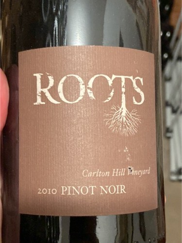 Roots Wine Co. Carlton Hill Vineyard Pinot Noir | Vivino US