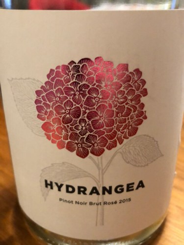 Sunset Hydrangea Pinot Noir Brut Rosé | Vivino US