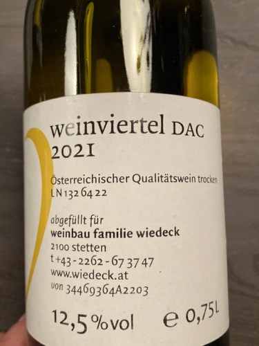 Weinbau Familie Wiedeck Weinviertel Trocken | Vivino US