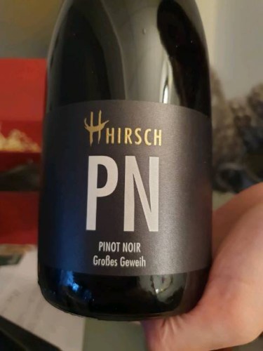 Hirsch PN Pinot Noir Grosses Geweih | Vivino US