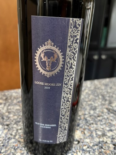 Loose Moose Zin Old Vine Zinfandel | Vivino Canada