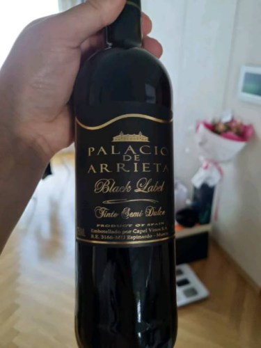 Capel Vinos Palacio de Arrieta Black Label Tinto Semi Dulce | Vivino US