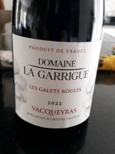 Domaine La Garrigue Les Galets Roulés Rouge | Vivino English