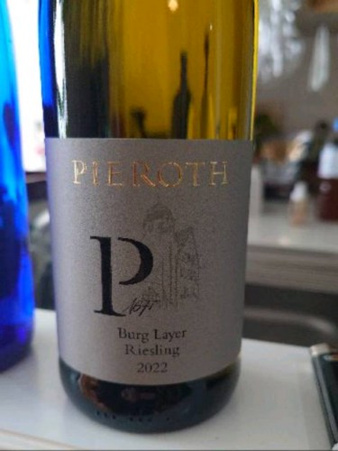 Pieroth Burg Layer Riesling | Vivino 日本