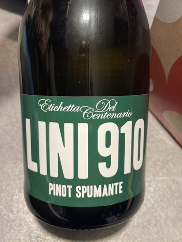 Lini 910 Etichetta del Centenario Pinot Spumante | Vivino Australia
