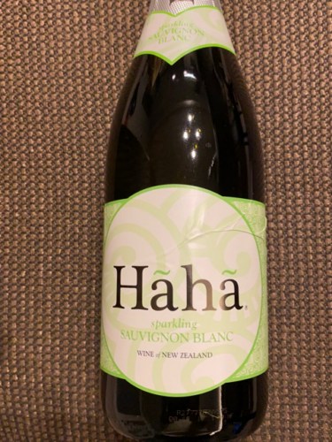 Haha Sauvignon Blanc Sparkling | Vivino