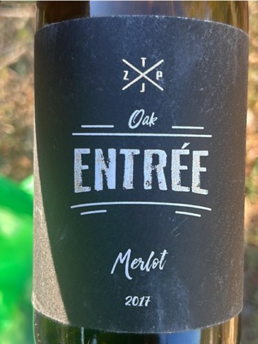 Entrée Vinařství Oak Merlot | Vivino US