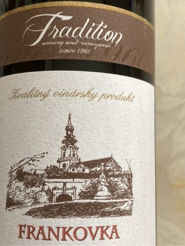 Víno Nitra Tradition Frankovka | Vivino 日本
