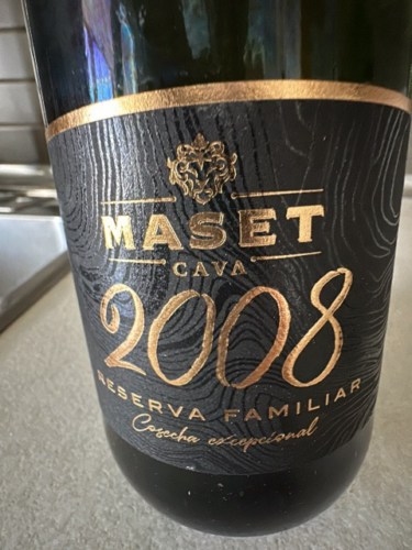 Maset del Lleó Cava Reserva Familiar Cosecha Exceptional | Vivino US