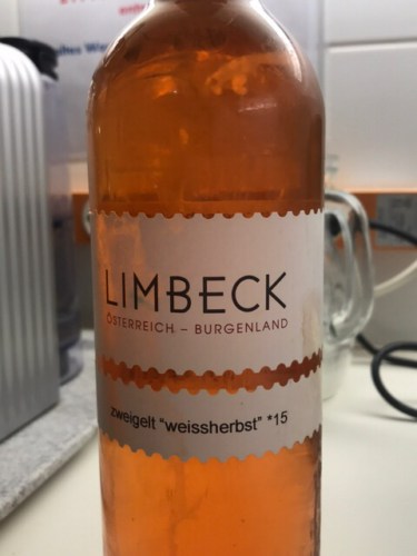 Limbeck Zweigelt Weissherbst | Vivino US