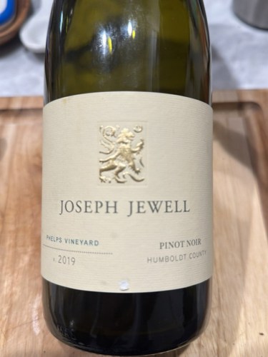 Joseph Jewell Phelps Vineyards Pinot Noir | Vivino US