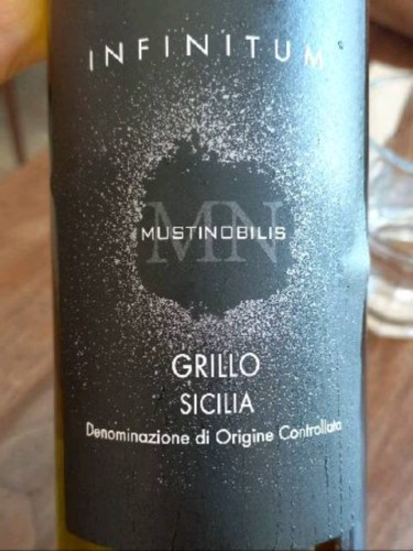 Deangeli Musti Nobilis Infinitum Grillo | Vivino US