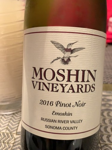 Moshin Vineyards Emoshin Pinot Noir | Vivino US