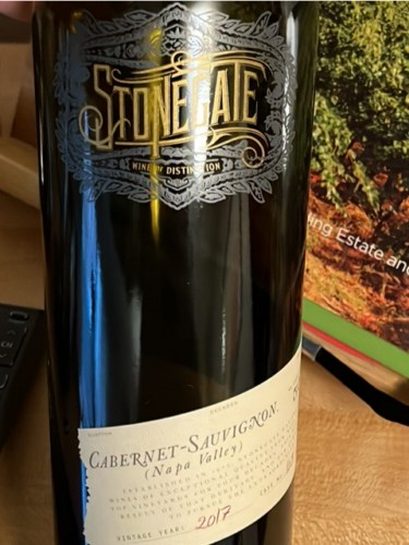 2017 Stonegate Winery Cabernet Sauvignon | Vivino US