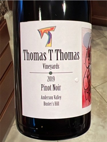 Thomas T Thomas Vineyard Buster’s Hill Pinot Noir | Vivino US