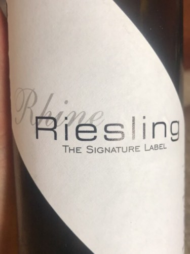 Trikovsky The Signature Label Rhine Riesling | Vivino US